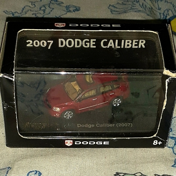 Other | New Ricko Dodge Caliber 187 Ho Scale Car 187 Maroon Brown ...